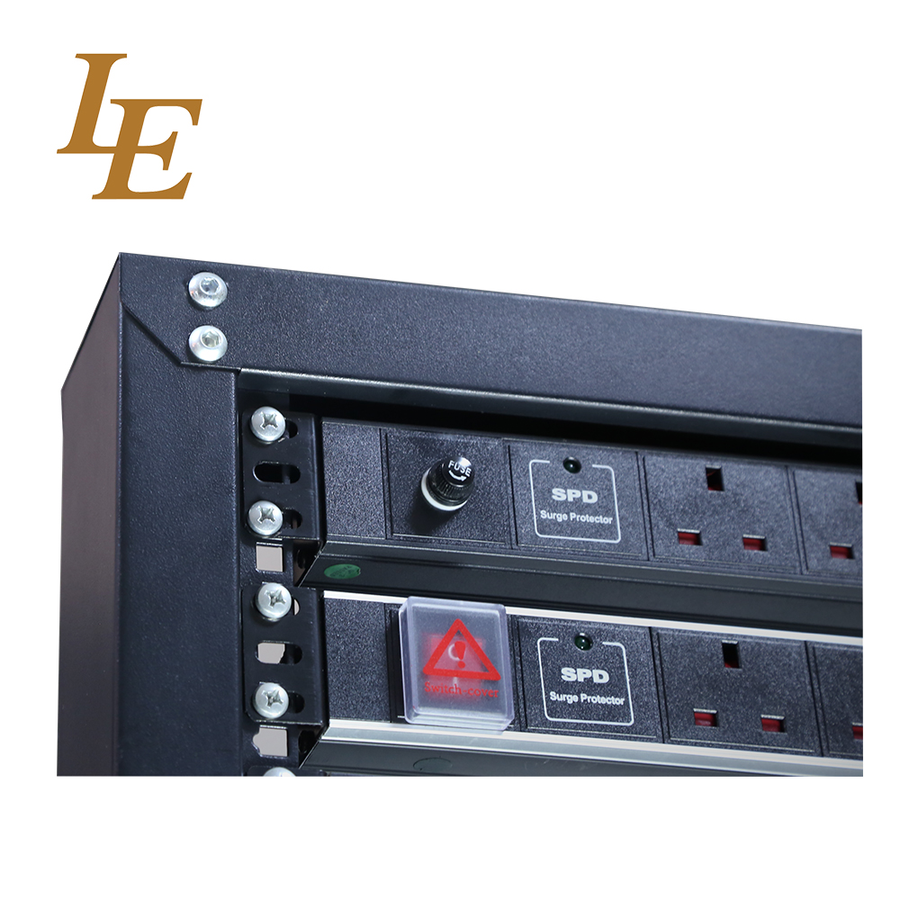 standard 19 inch rack dimensions Latitude